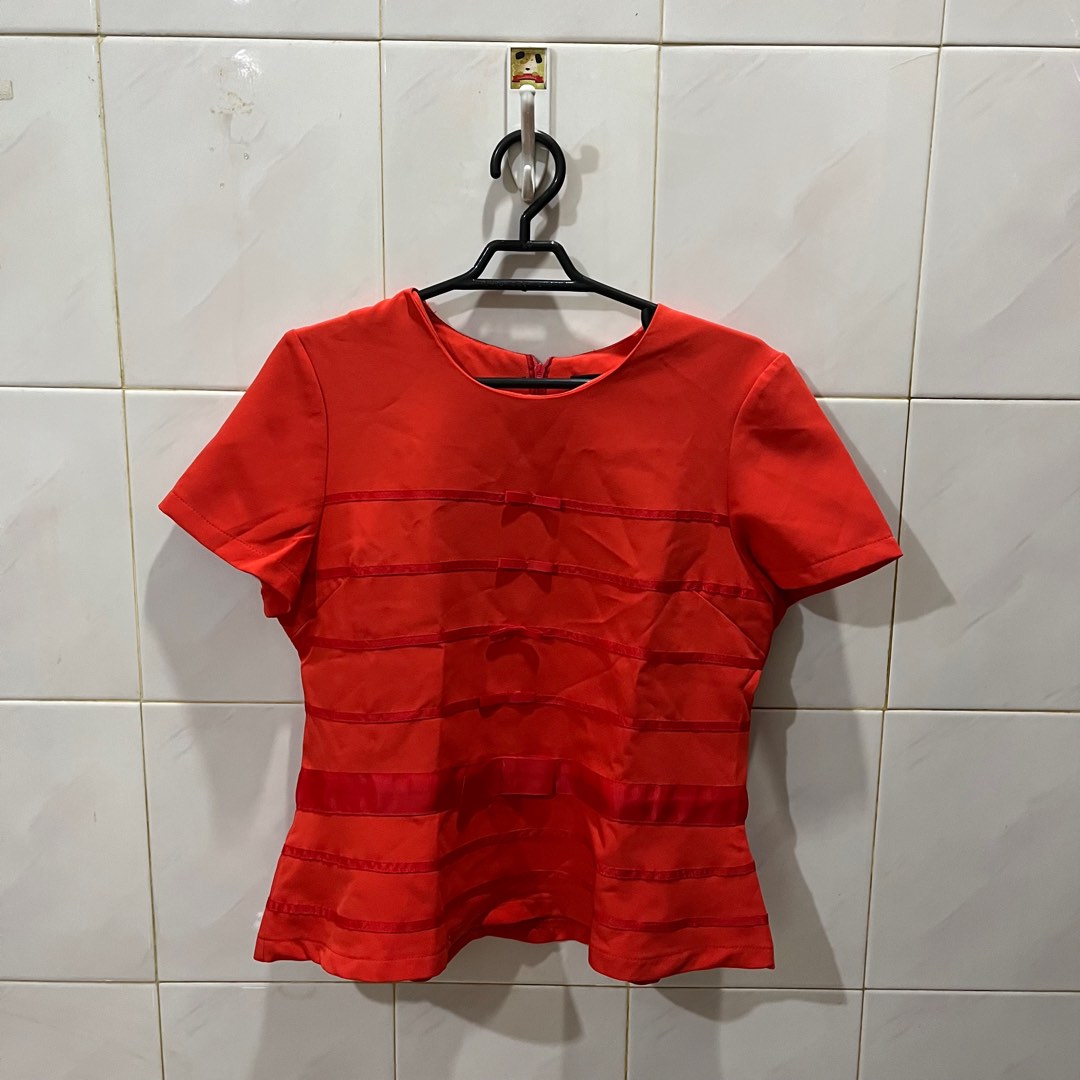 NYLA Red Top, Fesyen Wanita, Pakaian Wanita, Atasan di Carousell