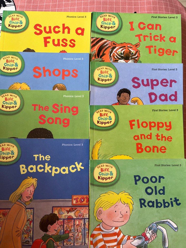 Oxford Read with Biff Chip & Kipper - Level 3 - 8 Books, Hobbies & Toys ...