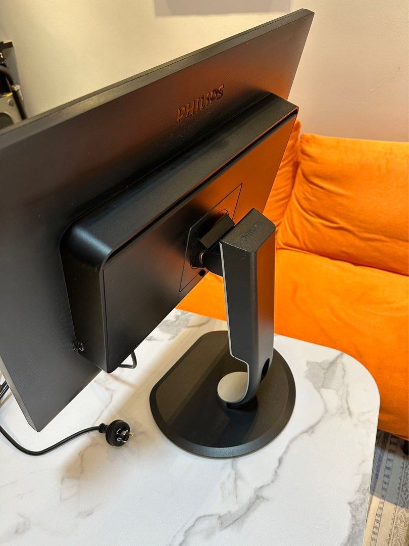 Philips 24inch Monitor, Computers & Tech, Desktops on Carousell