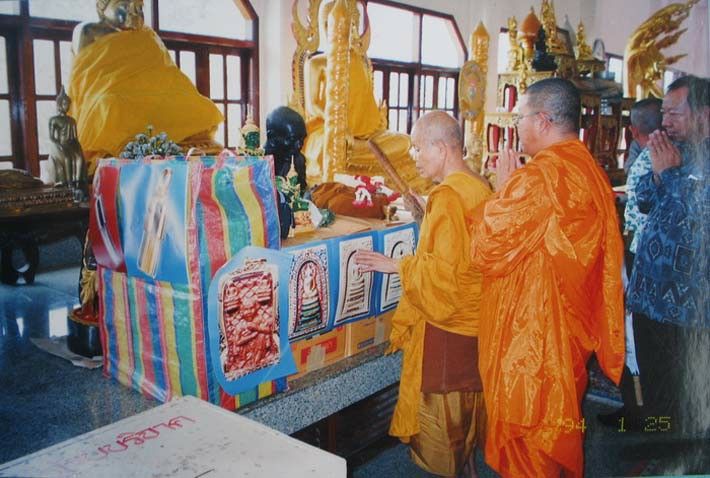 Phra Somdej 5 Gold Takruts Thai Amulet, Hobbies & Toys, Memorabilia ...