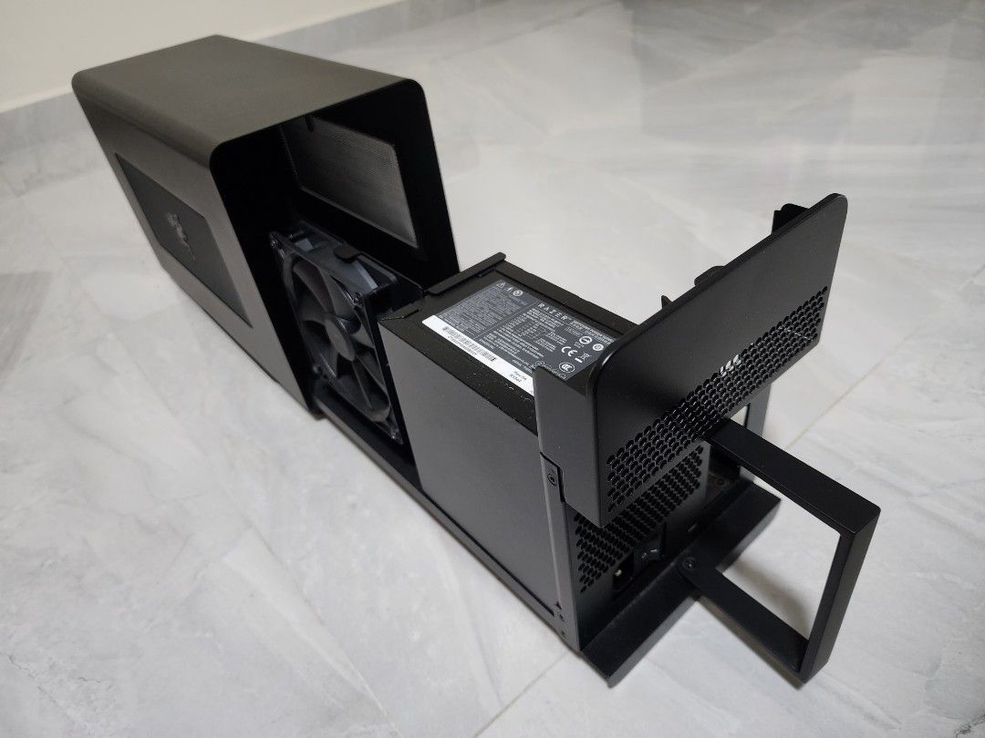 Razer Core X eGPU (External GPU Enclosure) [Black], Computers & Tech ...