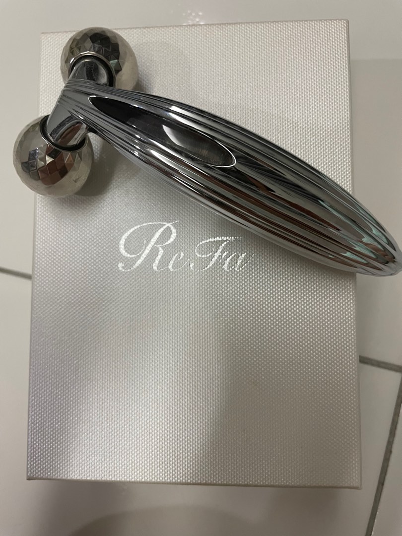 Refa carat ray face, Beauty & Personal Care, Face, Face Care on Carousell