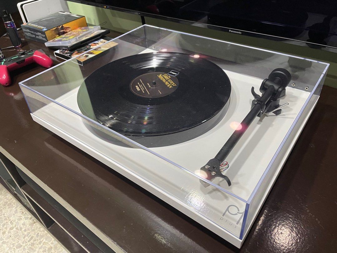 Rega Planar 1 Plus Turntable, Audio, Other Audio Equipment on Carousell