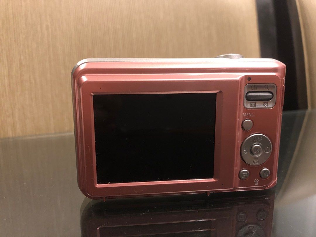 Samsung ES28 Digital Camera (SEE SAMPLE PHOTOS IN SLIDE), Photography ...