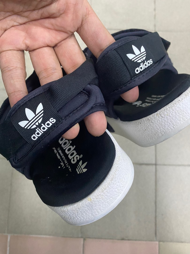 Sandal Adidas Original, Men's Fashion, Footwear, Sneakers on Carousell