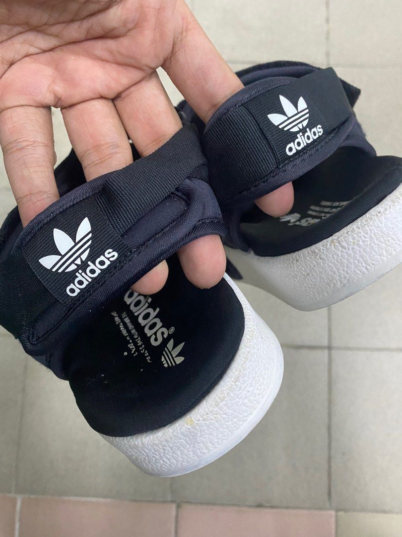 Sandal Adidas Original, Men's Fashion, Footwear, Sneakers on Carousell
