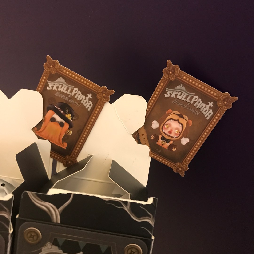 ( 2 for $28 )Skullpanda addams family popmart pop mart blind box ...