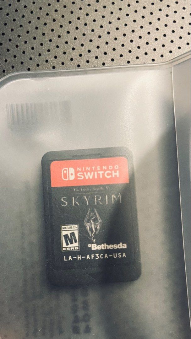 Skyrim elder scrolls V, Video Gaming, Video Games, Nintendo on Carousell