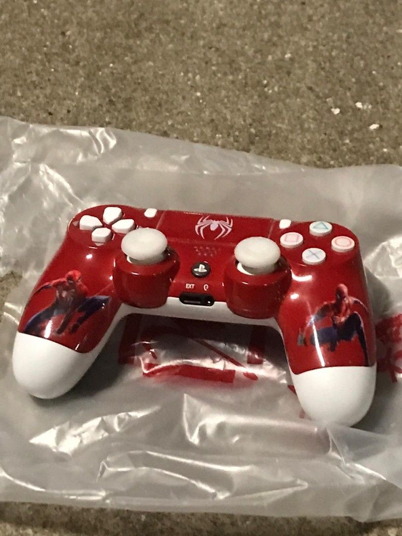 Spider man controller ps4, Video Gaming, Video Games, PlayStation on ...