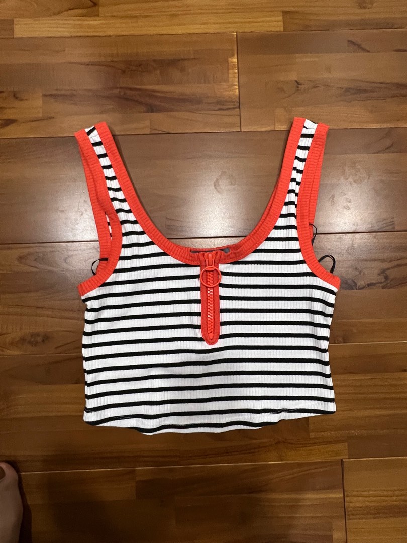 stripes primark top, Women's Fashion, Tops, Sleeveless on Carousell