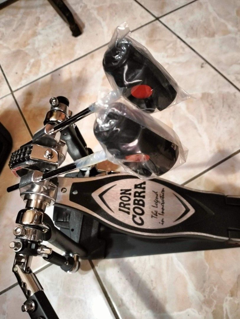 TAMA IRON COBRA 900 PWN DOUBLE CHAIN DOUBLE PEDAL, Hobbies & Toys ...