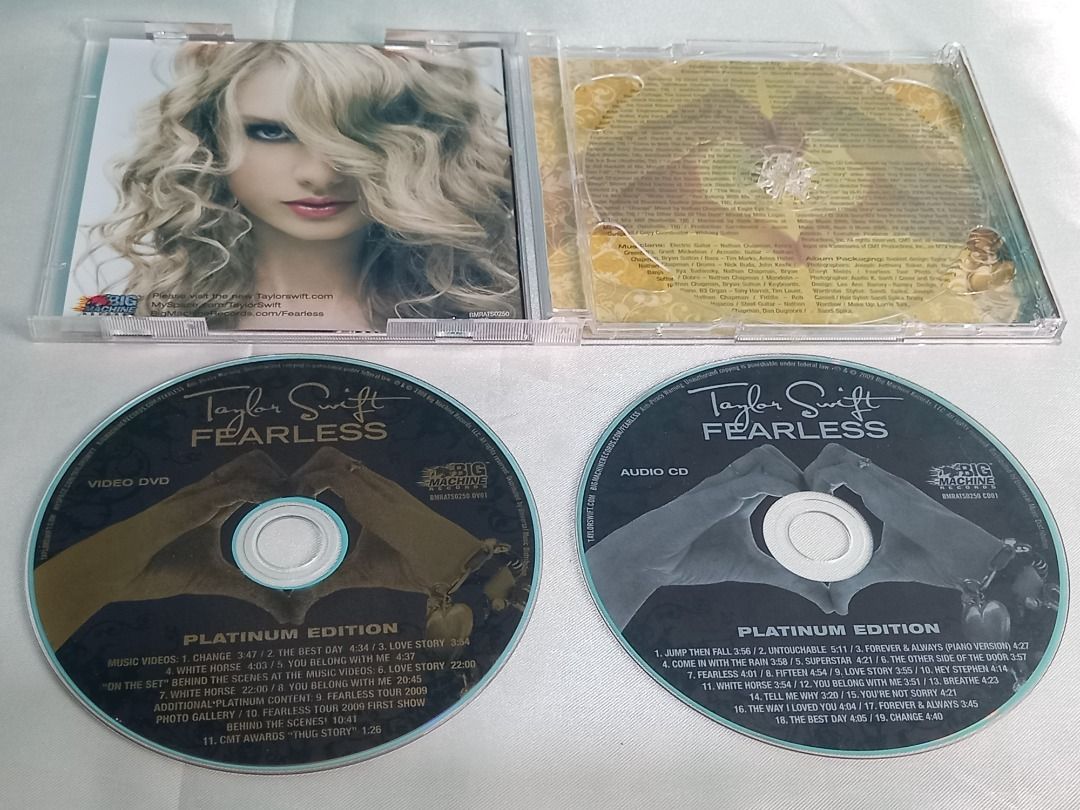 Taylor Swift FEARLESS PLATINUM EDITION ( CD & DVD ), Hobbies & Toys ...