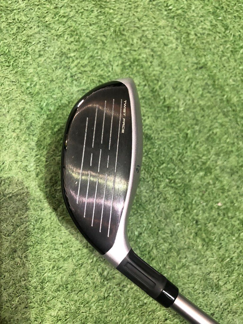 Taylormade fairway wood, Sports Equipment, Other Sports Equipment and Supplies on Carousell