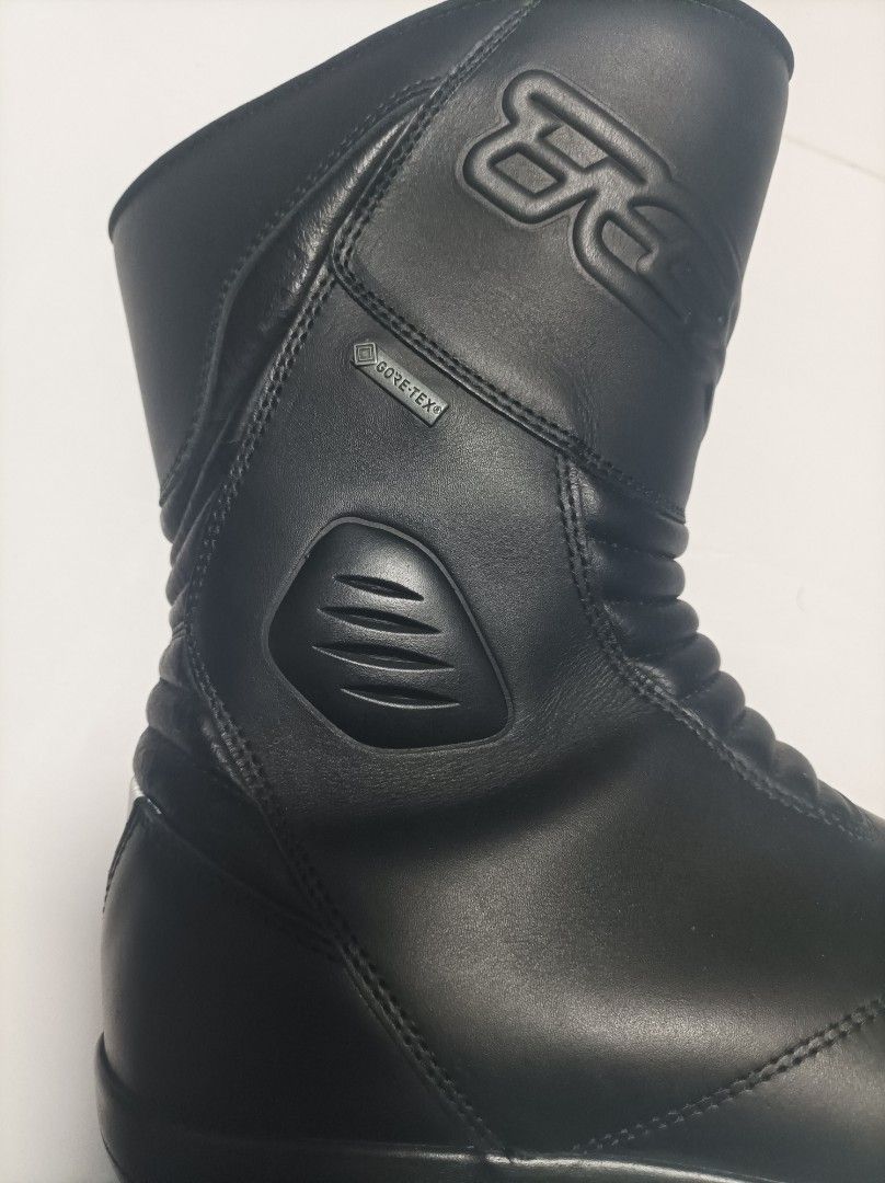 TCX Gore-tex riding boots EU41 US8.5, Motorcycles, Motorcycle Apparel ...