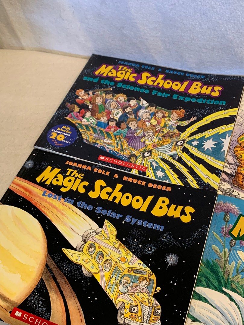 The Magic School Bus book(multiple versions), Hobbies & Toys, Books ...