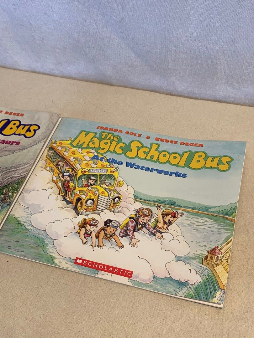 The Magic School Bus book(multiple versions), Hobbies & Toys, Books ...