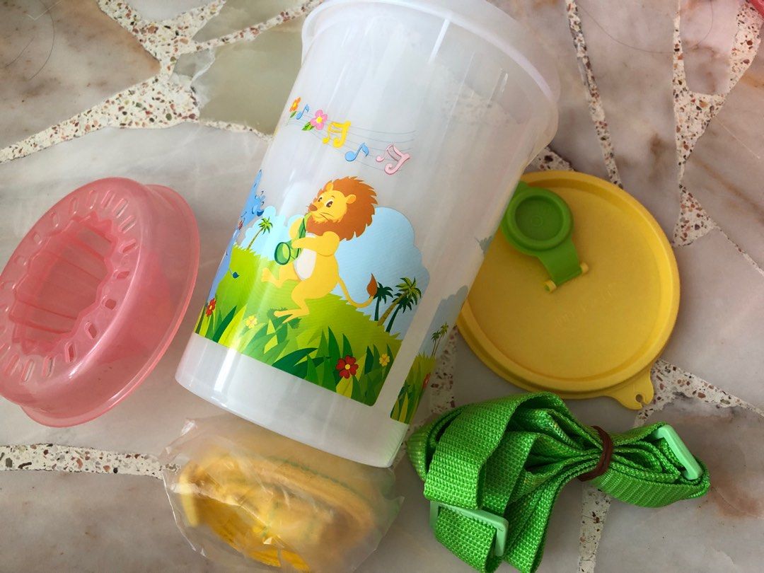 Tupperware thirst quencher with strap (1) 1.1L set, Furniture & Home ...