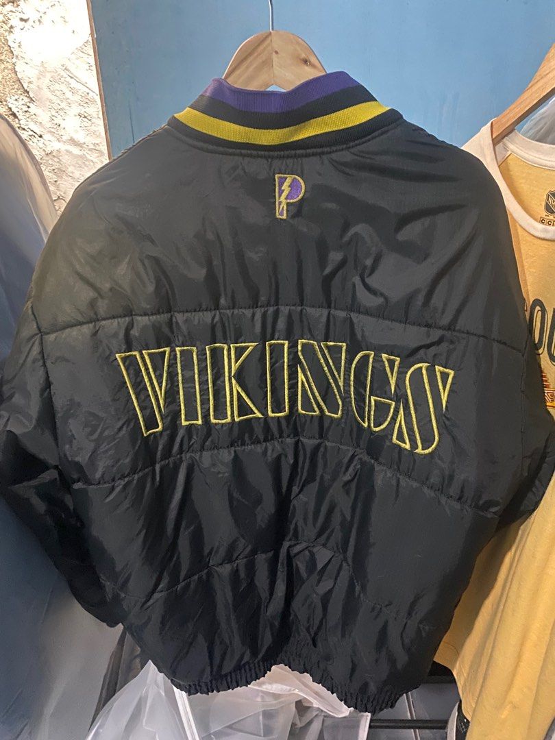 Vintage Vikings Reversible Jacket Pro Player, Men's Fashion, Coats ...