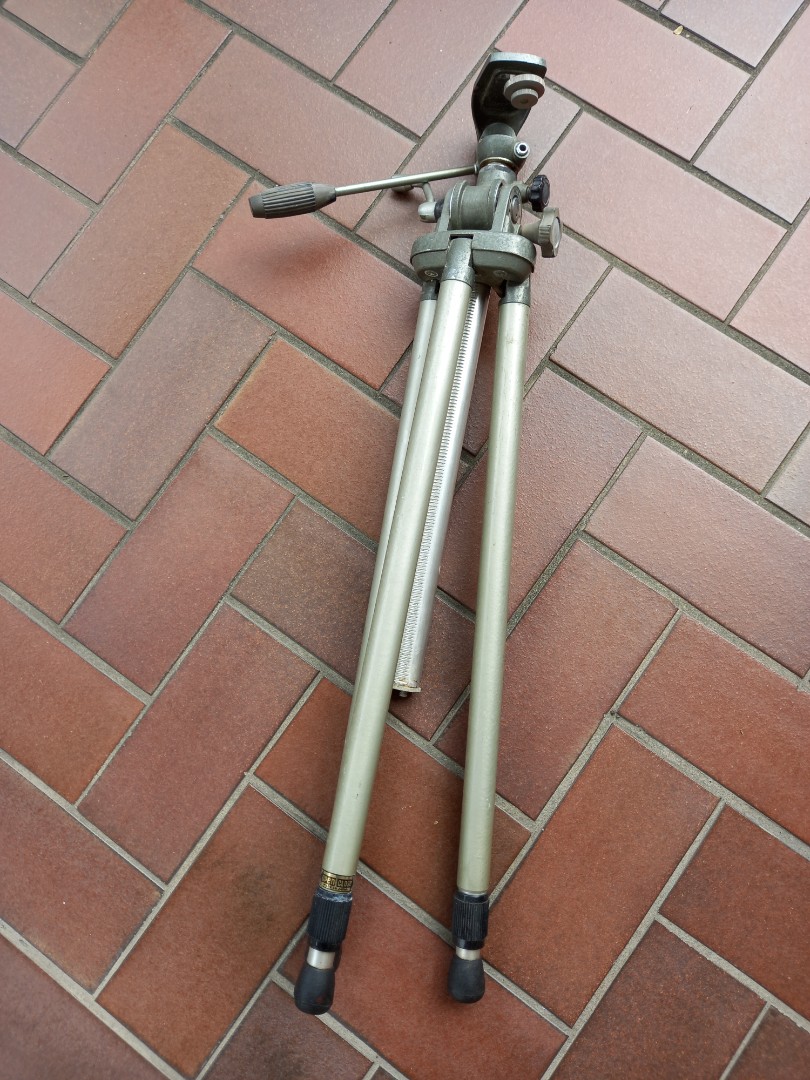 Vintage Yashica Metal Tripod MYS-5, Photography, Photography ...