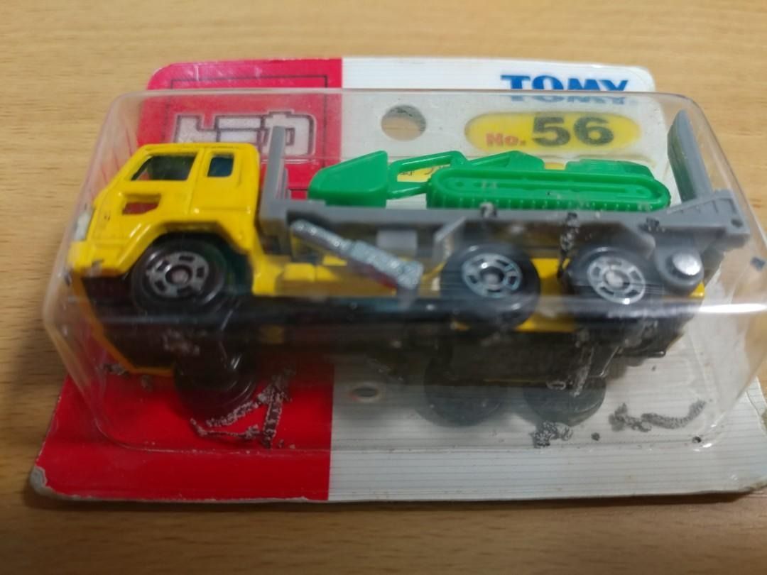 全新 TOMY Tomica No. 56 Hino Bulldozer Carrier トミカ No. 56 日野ブルドーザ運搬車 吸塑版 中制, 興趣及遊戲, 收藏品及紀念品, 古董收藏 ...