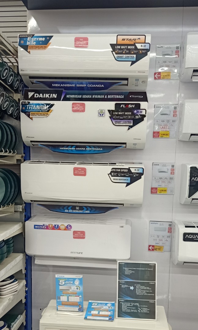 Ac merk daikin ini bisa dicicil dengan aeon fast, Electronics, Others on Carousell