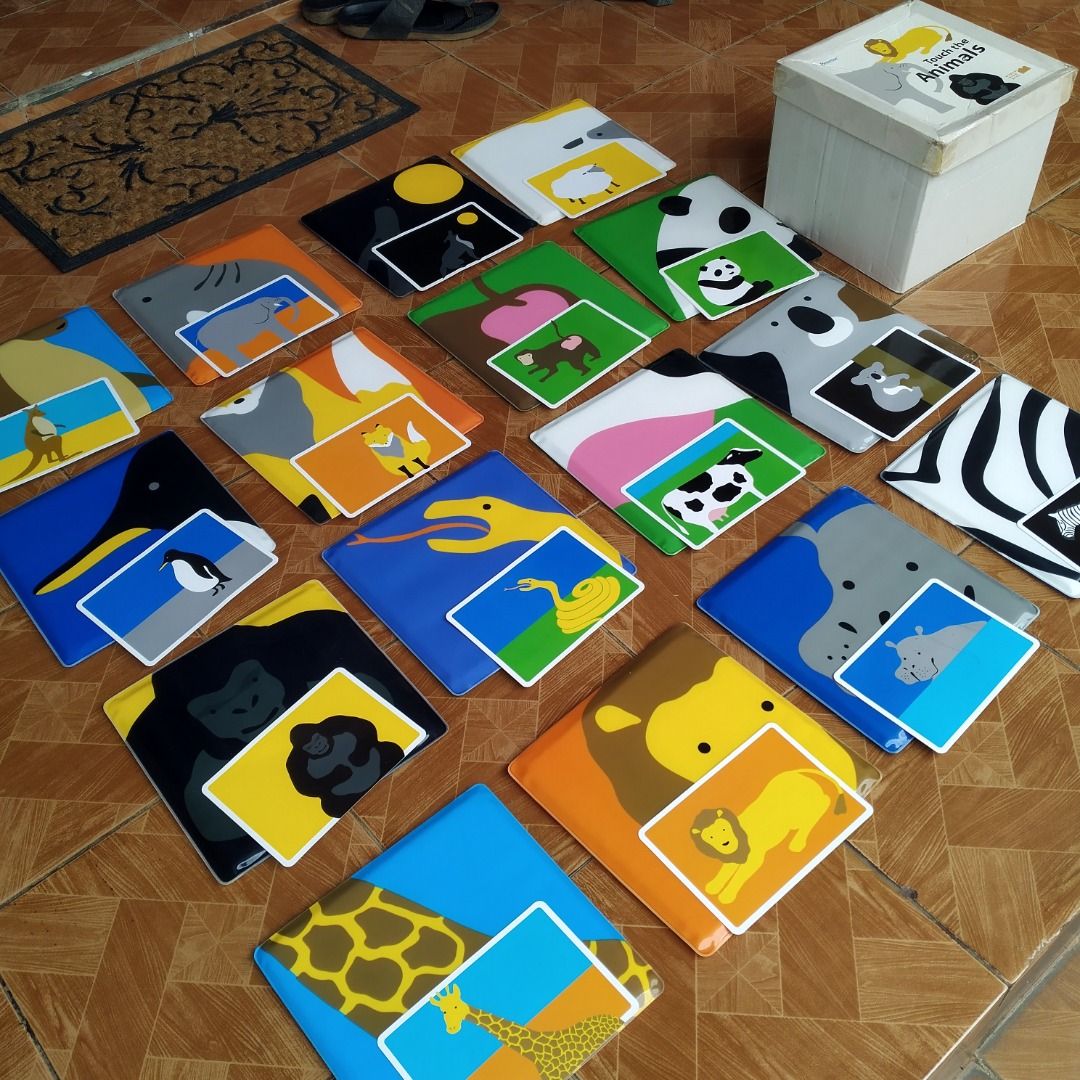 Benesse Touch the Animals Worldwide Kids English, Bayi & Anak, Mainan ...