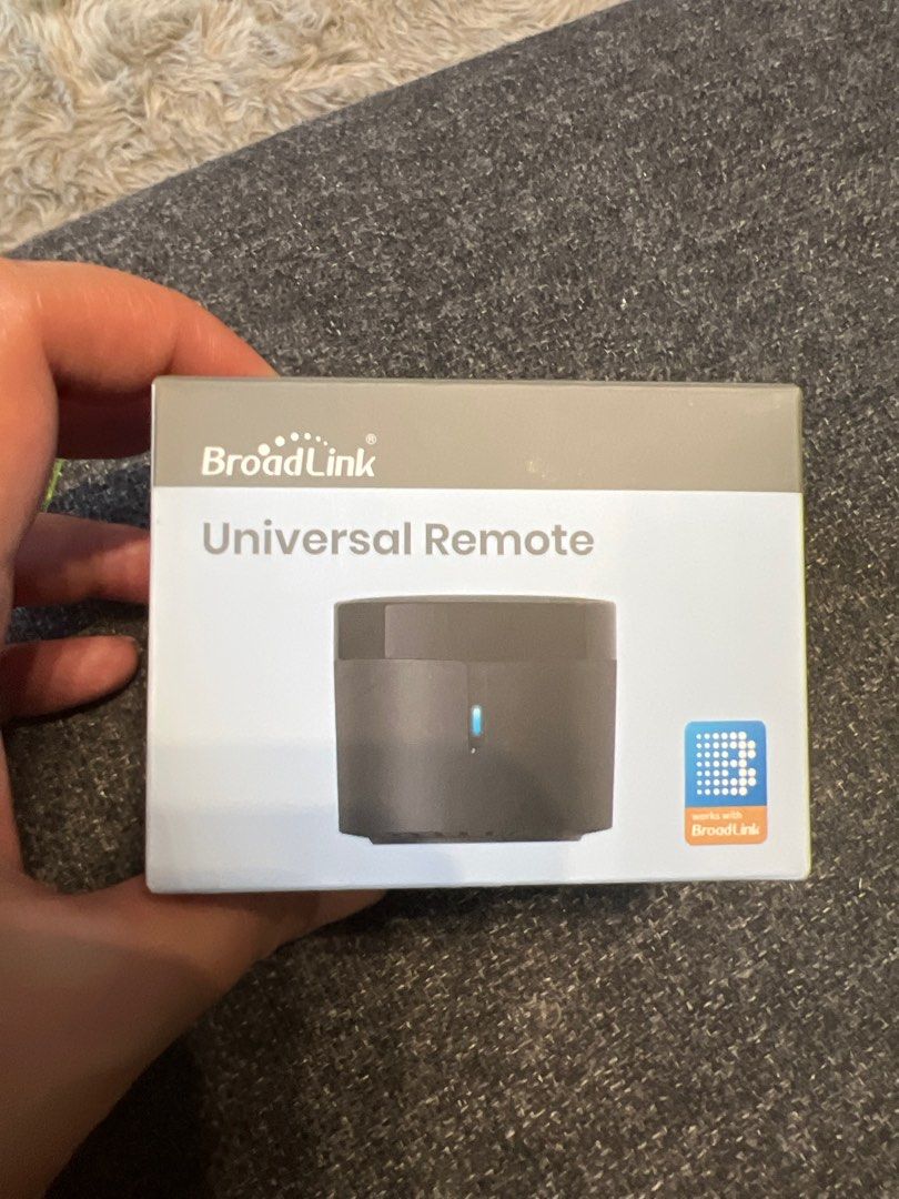 Broadlink Universal Remote RM4 Mini, TV & Home Appliances, Electrical ...