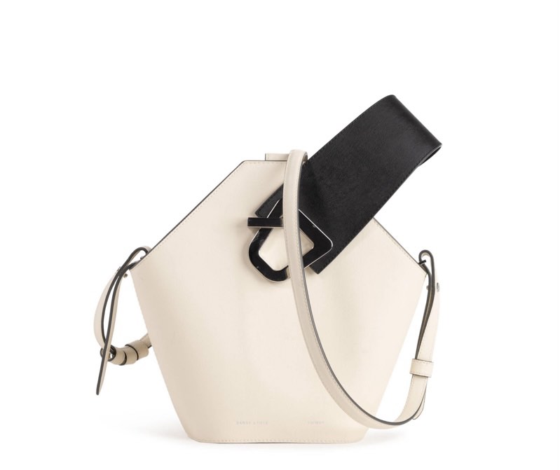 Danse lente johnny bag, Women's Fashion, Bags & Wallets, Cross-body ...