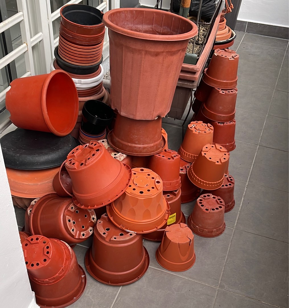 Different sizes Pots for sale (washed) $2 ~ $10, pm me, Furniture ...