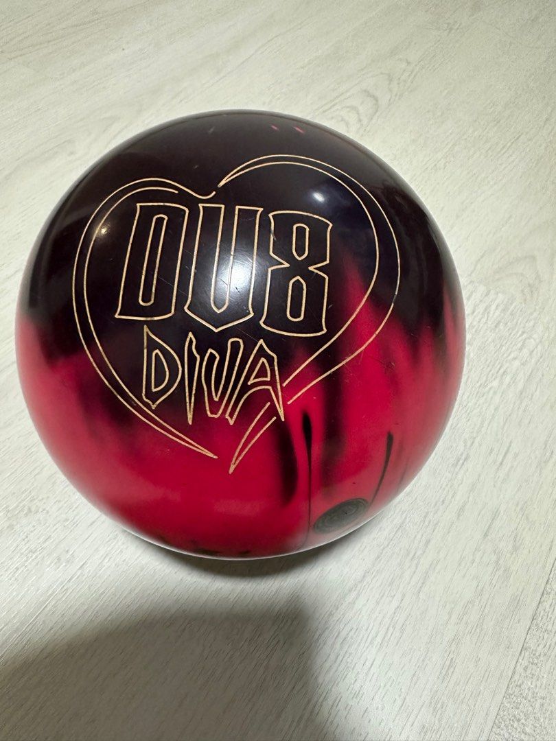 DV8 - Diva Bowling Ball, Sports Equipment, Sports & Games, Billiards & Bowling on Carousell