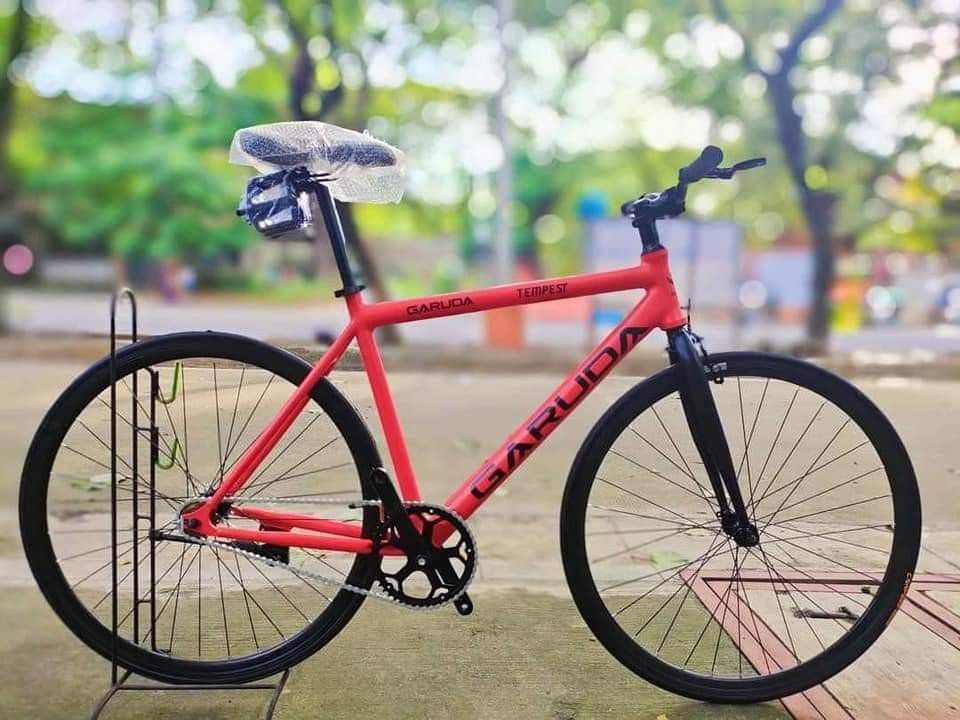GARUDA TEMPEST ALLOY FIXIE 700c x 23c, Sports Equipment, Bicycles ...
