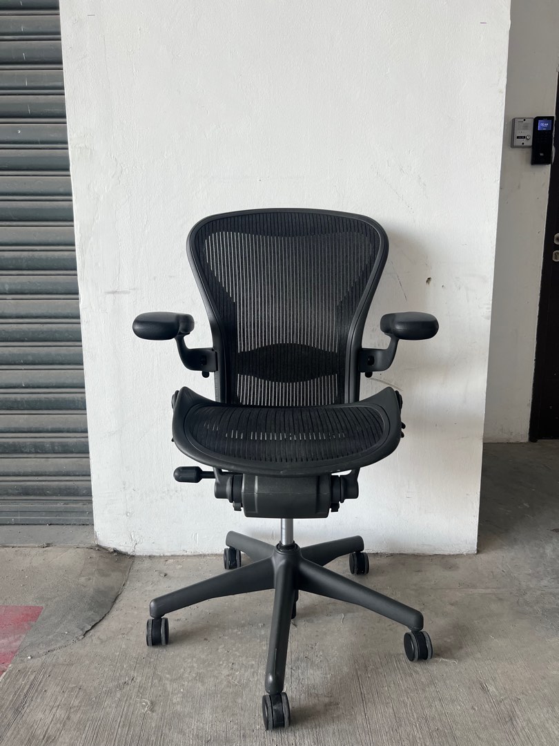 Herman Miller Aeron Office Chair, Furniture & Home Living, Furniture ...