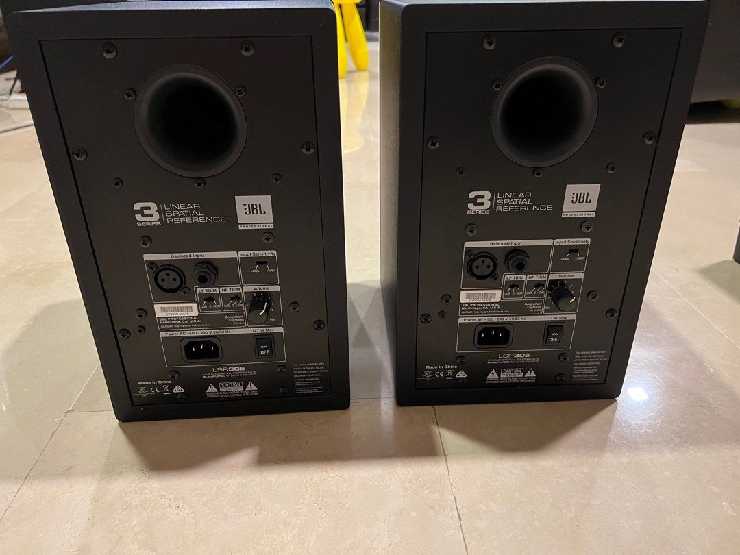 JBL LSR 305 monitor speakers, Audio, Soundbars, Speakers & Amplifiers ...