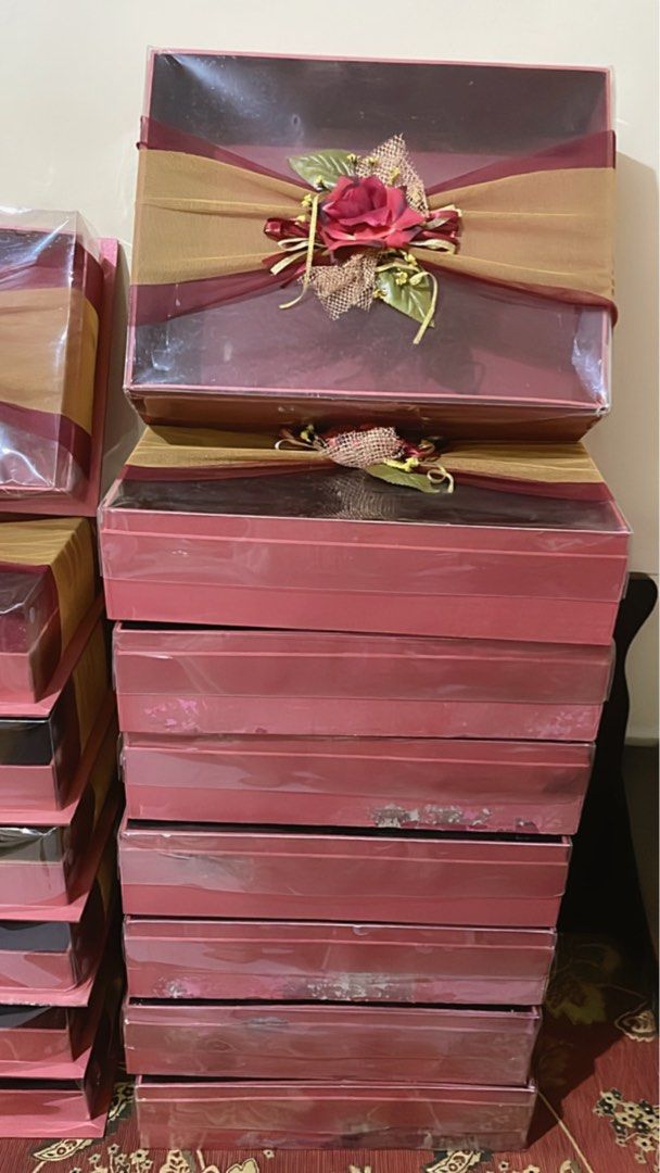 Kotak seserahan box super tebal + tutup mika bunga warna merah maroon ...