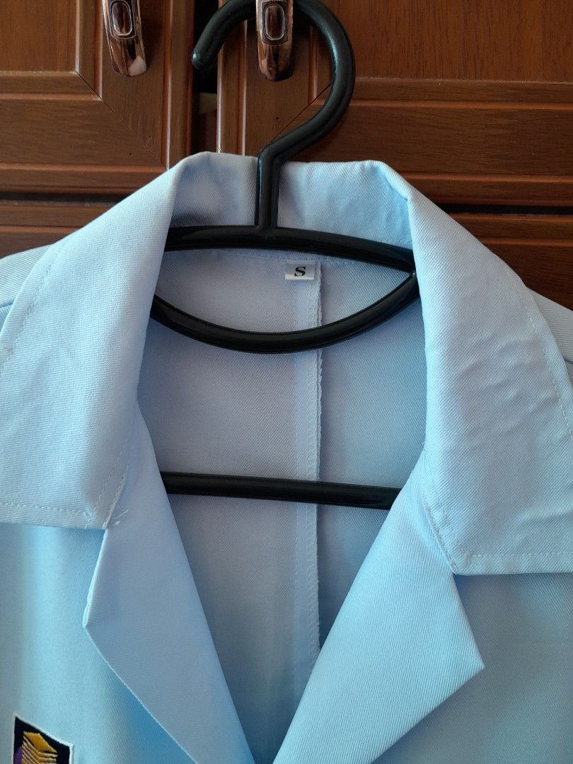 Lab coat UiTM, Women's Fashion, Coats, Jackets and Outerwear on Carousell