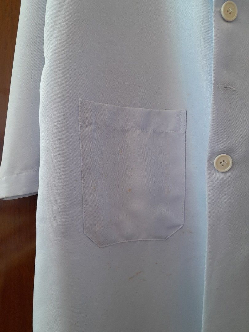 Lab coat UiTM, Women's Fashion, Coats, Jackets and Outerwear on Carousell