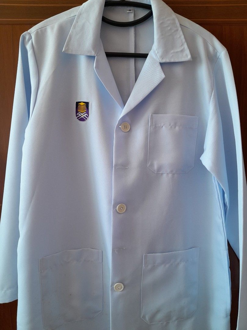 Lab coat UiTM, Women's Fashion, Coats, Jackets and Outerwear on Carousell