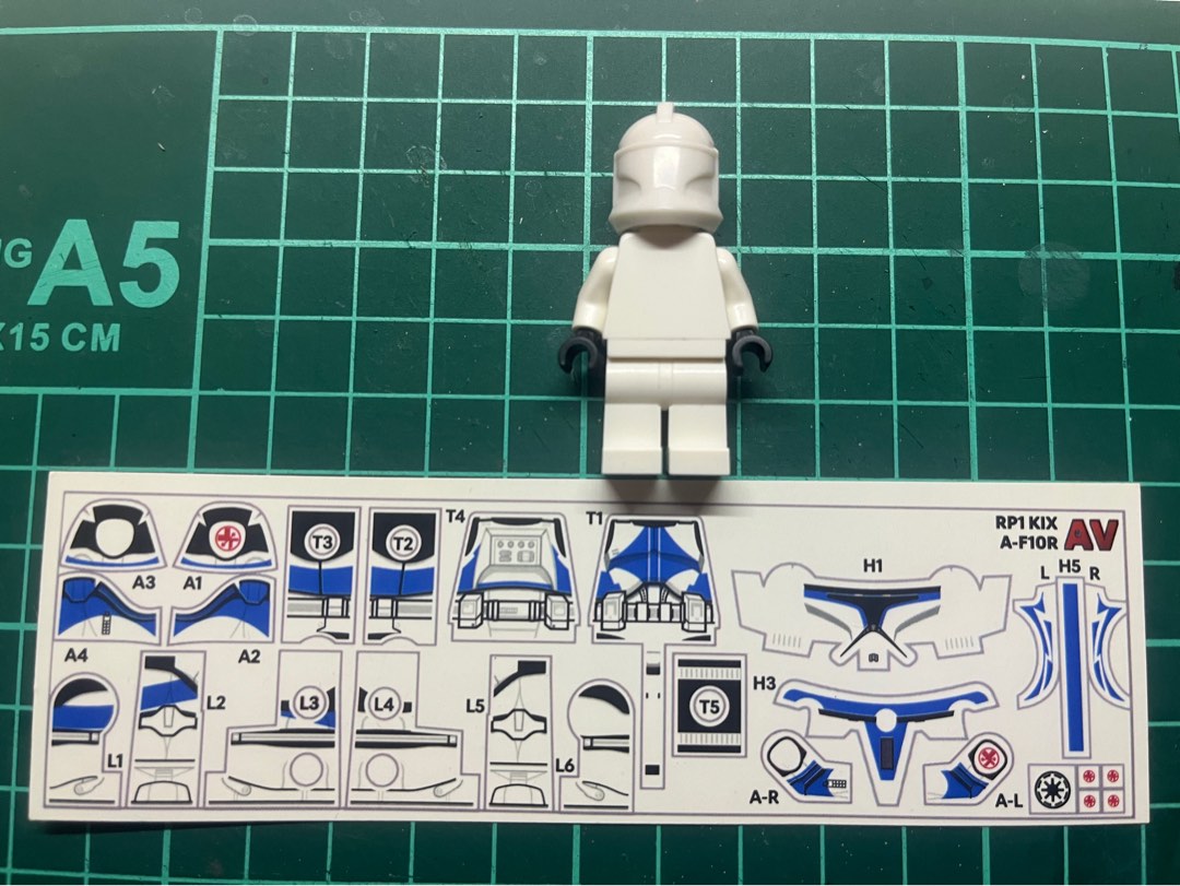 Custom Lego Star Wars P1 clone trooper Kix, 興趣及遊戲, 玩具 & 遊戲類 - Carousell