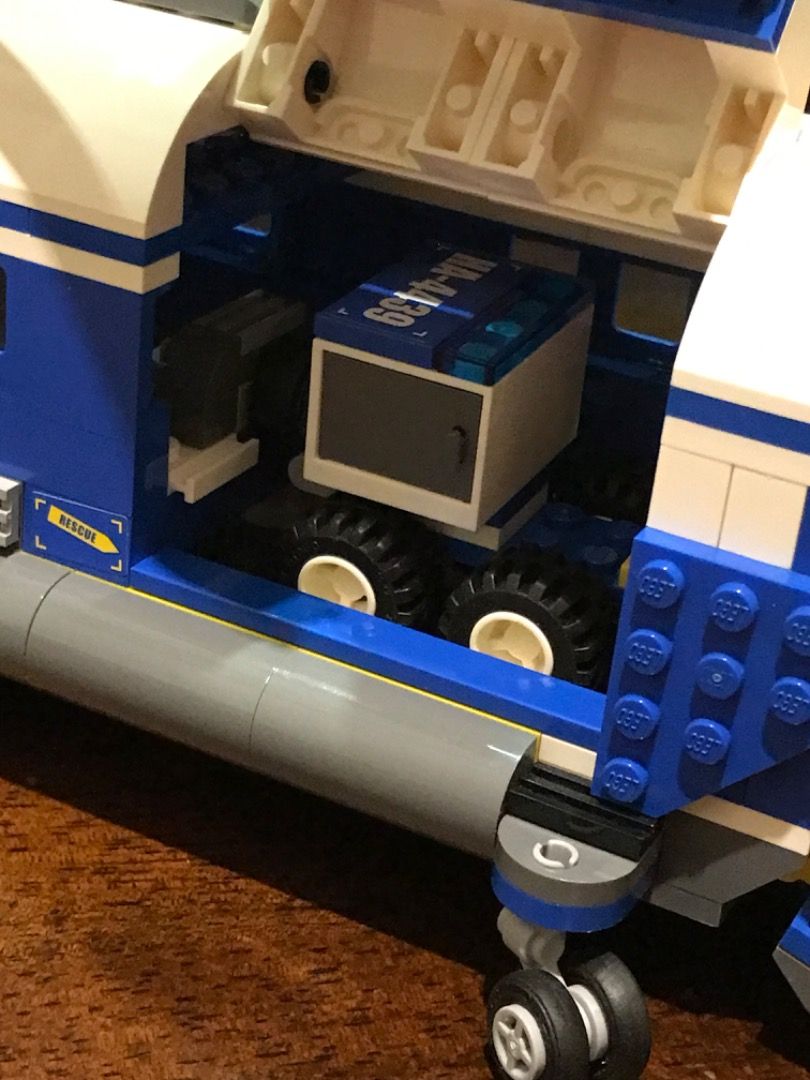 LEGO City Heavy Duty (Chinook) Helicopter 4439, Hobbies & Toys, Toys ...