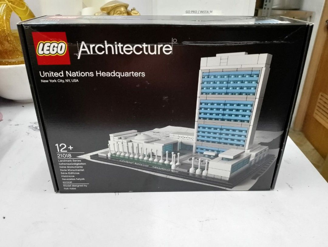 Lego United Nations Headquarters 21018, Hobbies & Toys, Toys & Games on ...