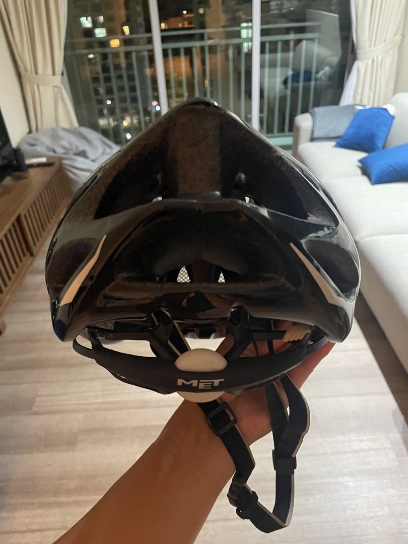 MET Helmet Black, Sports Equipment, Bicycles & Parts, Parts ...