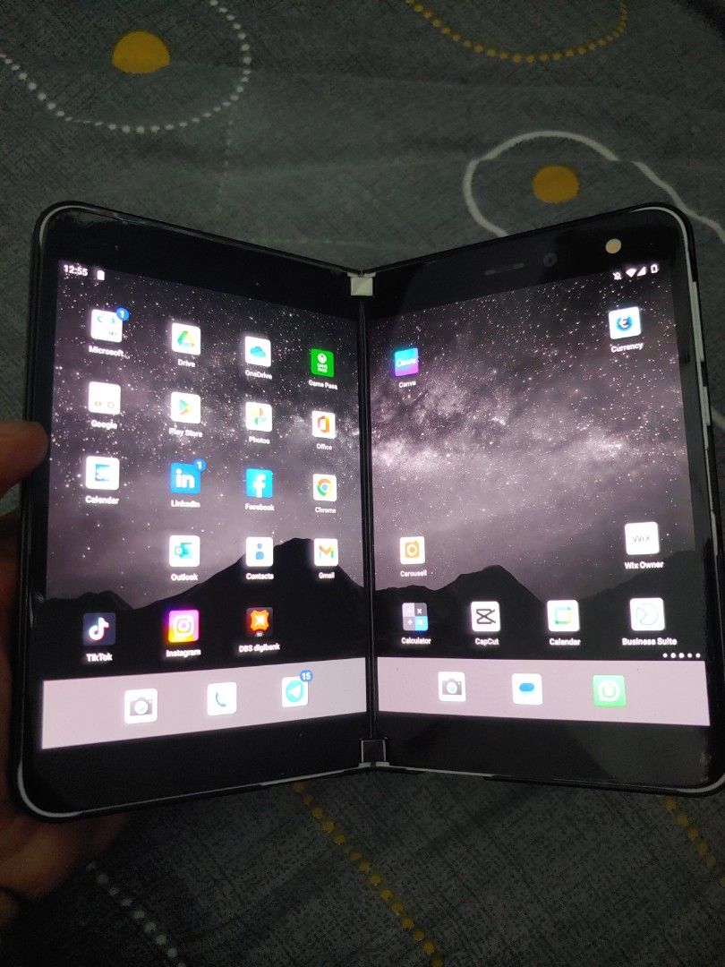 Microsoft Duo Smart Foldable Business Phone, Mobile Phones & Gadgets ...