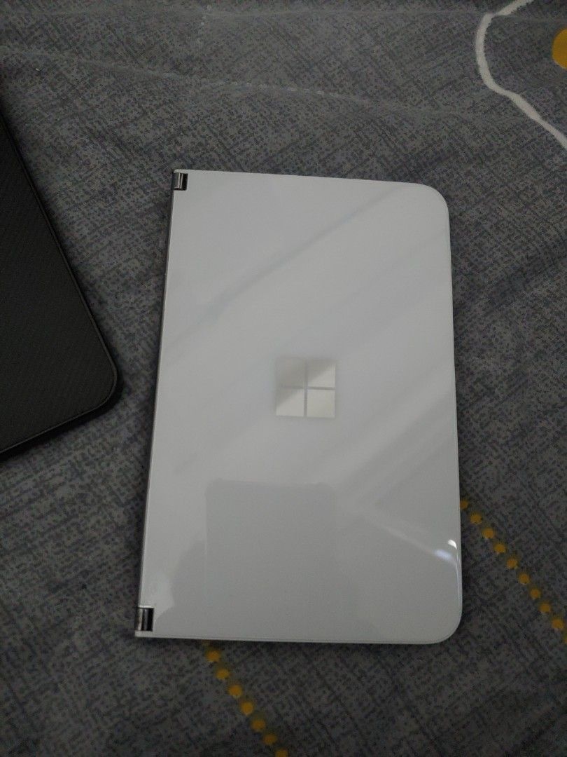 Microsoft Duo Smart Foldable Business Phone, Mobile Phones & Gadgets ...