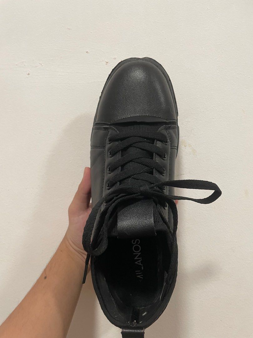 Milanos Ferrel Loafers, Men's Fashion, Footwear, Casual Shoes on Carousell