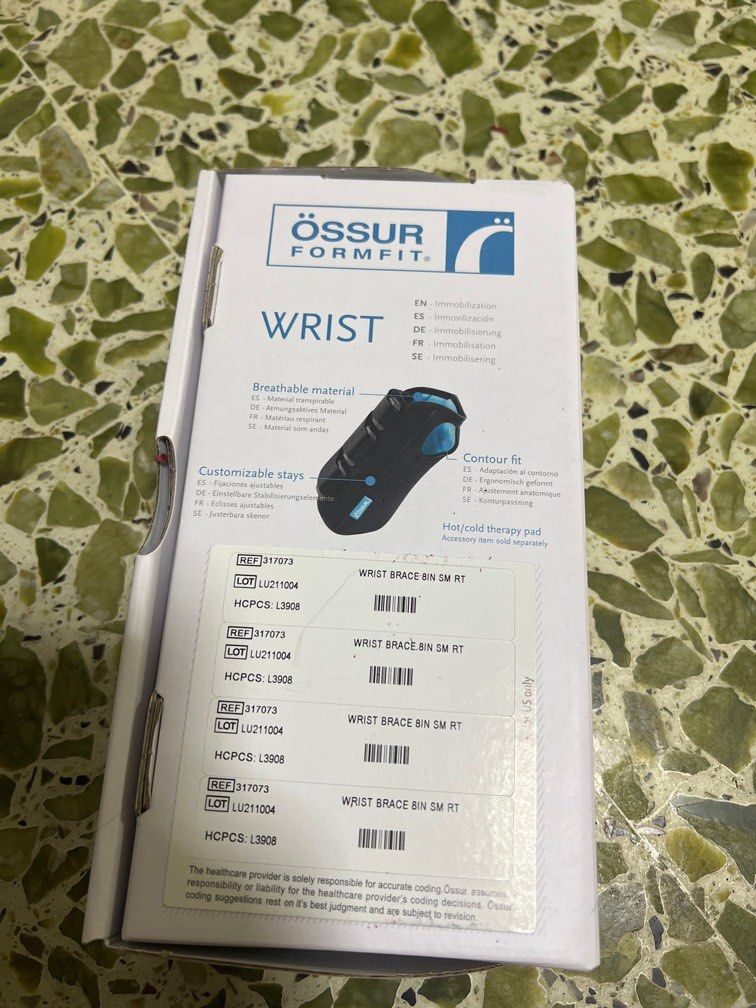 OSSUR form fit Wrist Brace, Health & Nutrition, Braces, Support ...