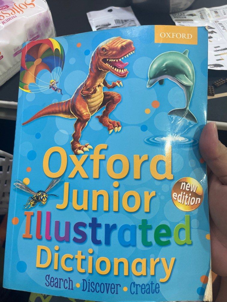 Oxford Junior Illustrated Dictionary, Hobbies & Toys, Books & Magazines ...