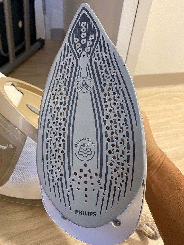 Philips PerfectCare Elite Silence and ironing board (large), TV & Home ...