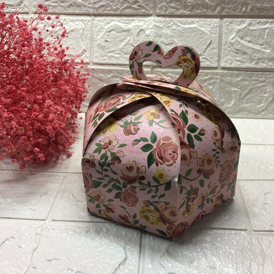 Printed Rounded Gift Box, Hobbies & Toys, Stationary & Craft, Other ...