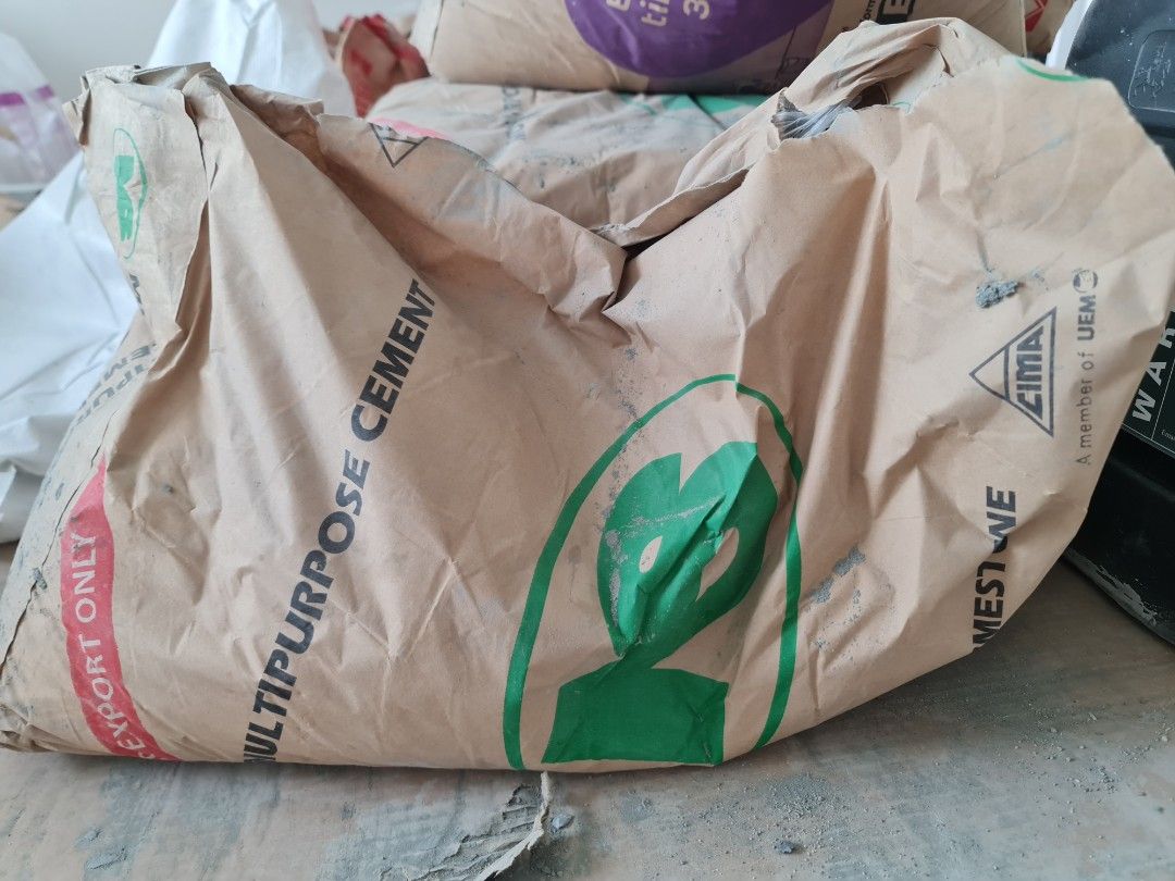 Pro Screed/ Mulit purpose cement/ Emix 303, Everything Else on Carousell