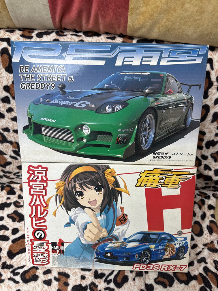 RX-7 FD3S 痛車 RE雨宮 GREDDY 9 1/24, 興趣及遊戲, 玩具 & 遊戲類 - Carousell